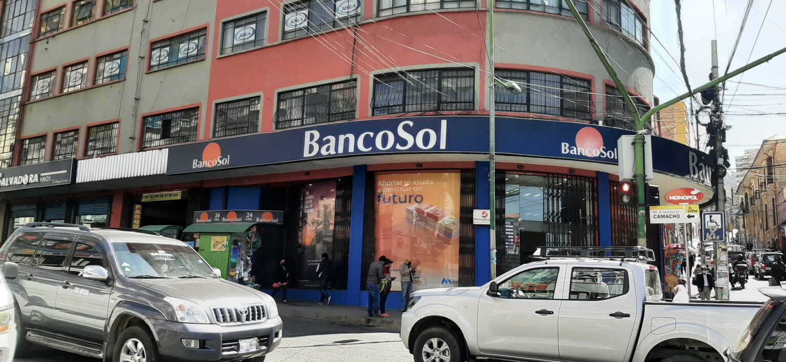 Bancos en Bolivia: Lista completa, Servicios, y Todos los Detalles - CasasenBolivia