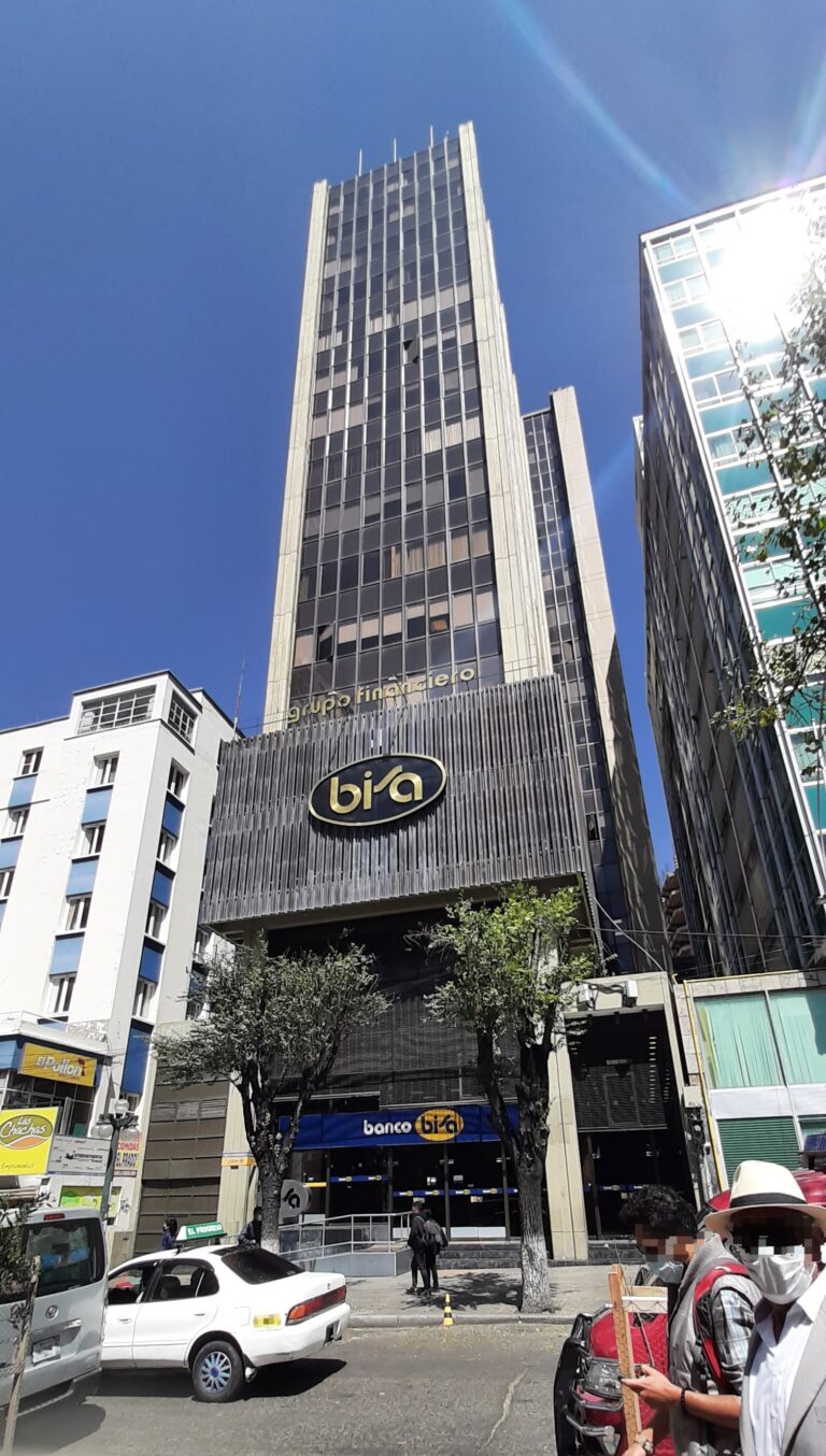 Los Bancos Más Grandes de Bolivia: Lista Completa y Cifras – CasasenBolivia