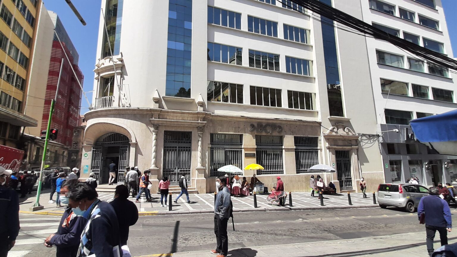 Bancos en Bolivia: Lista completa, Servicios, y Todos los Detalles ...